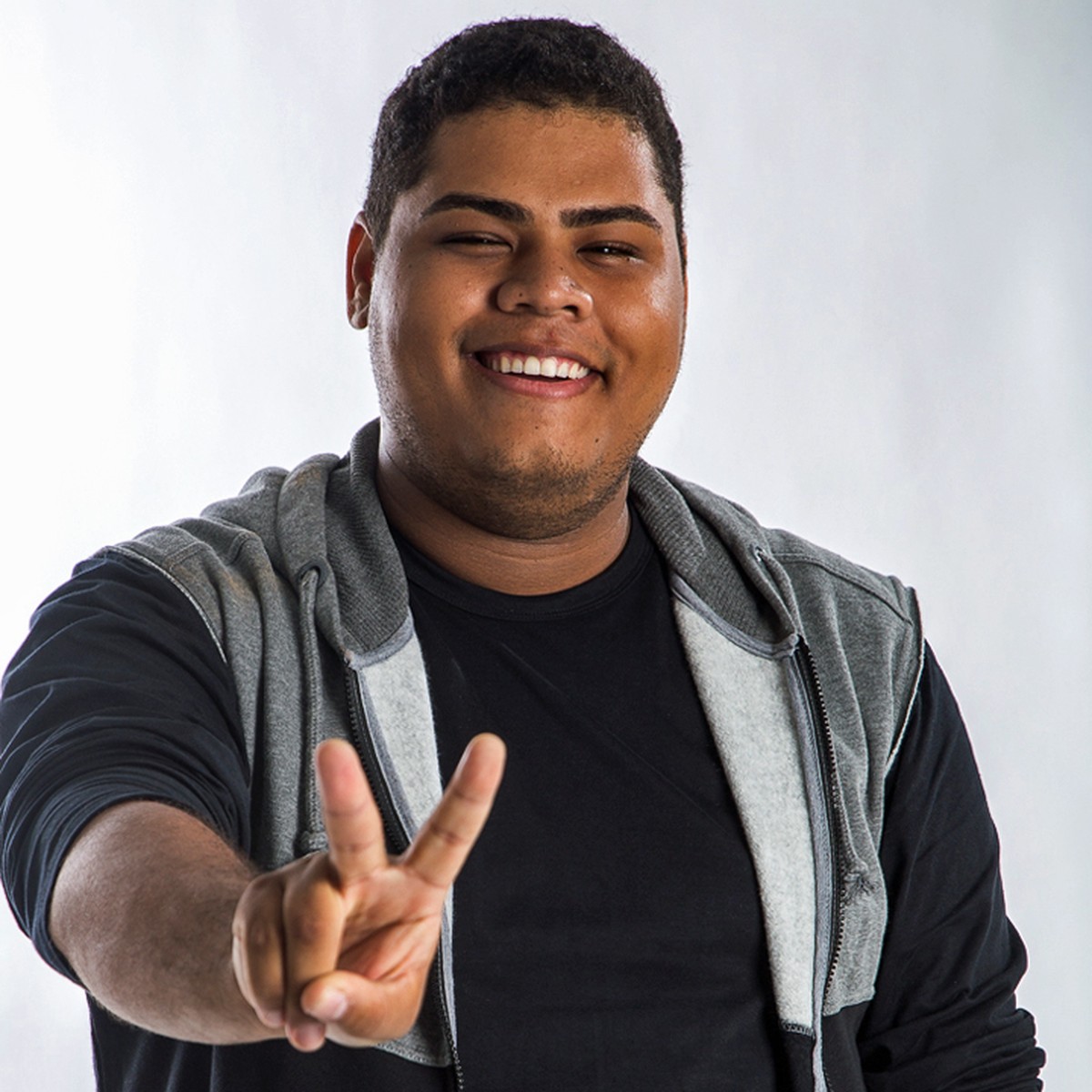 Danilo Franco defende Time Claudia Leitte na Final do 'The Voice Brasil ...