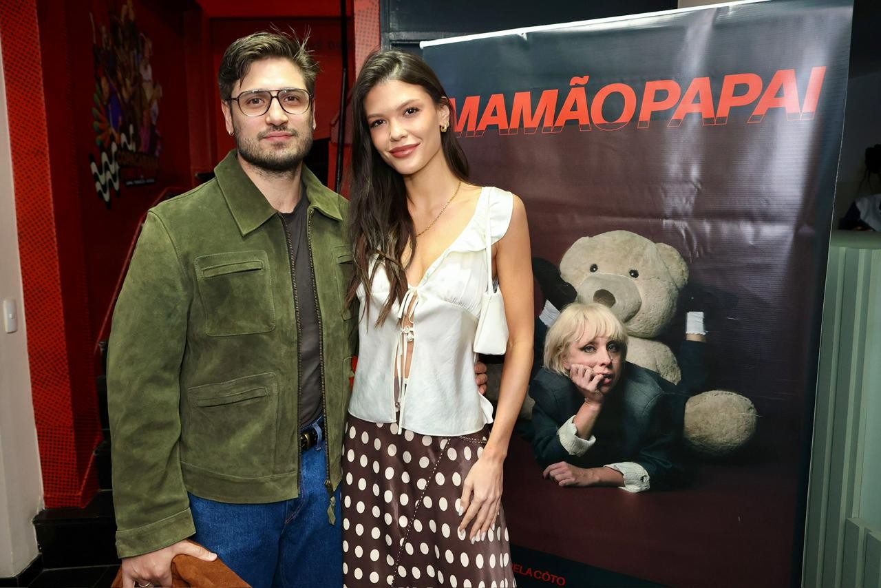 Casais famosos curtem estreia de peça no Rio de Janeiro | Gshow