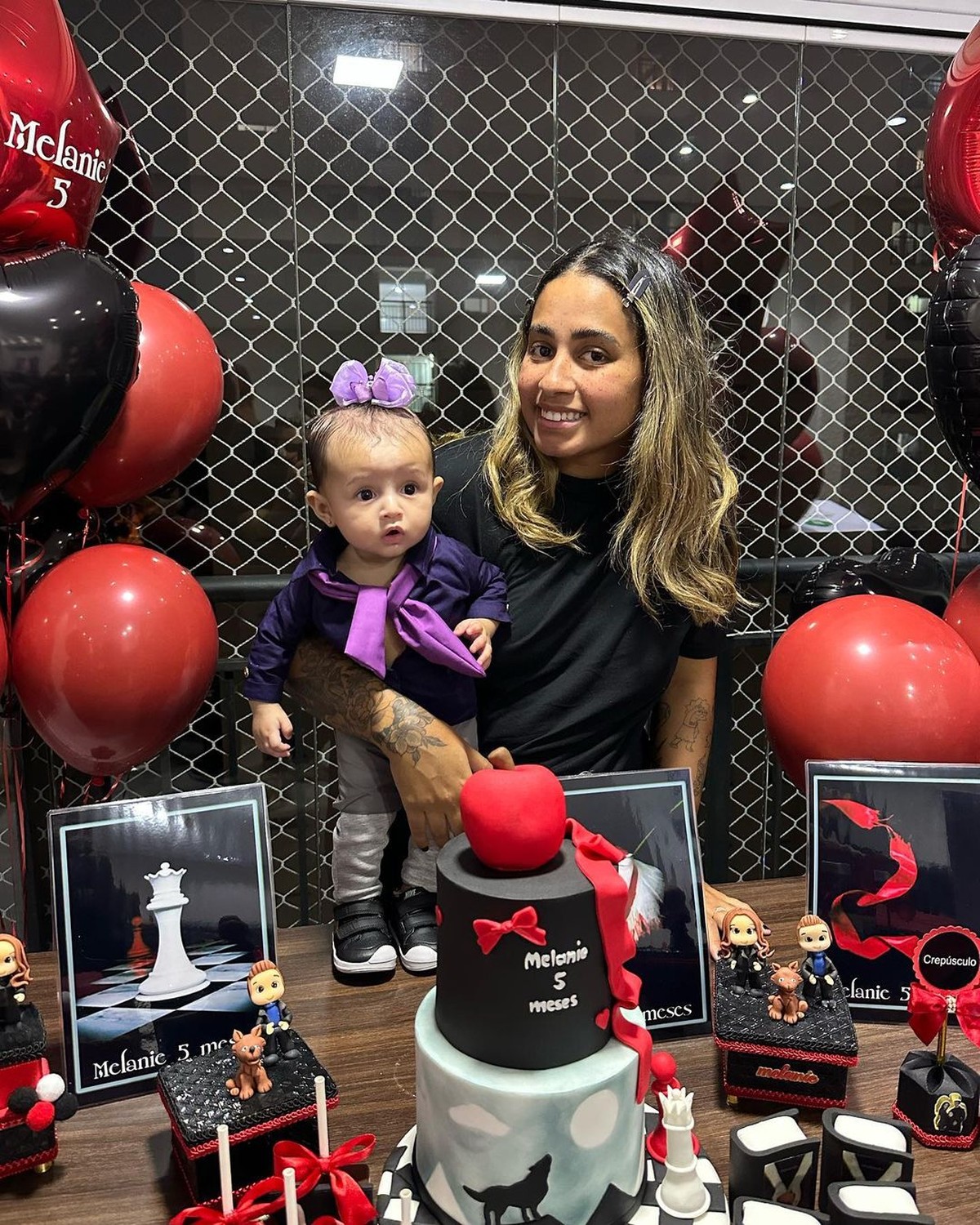 MC Loma comemora mesversário da filha com tema de Crepúsculo | Famosos ...