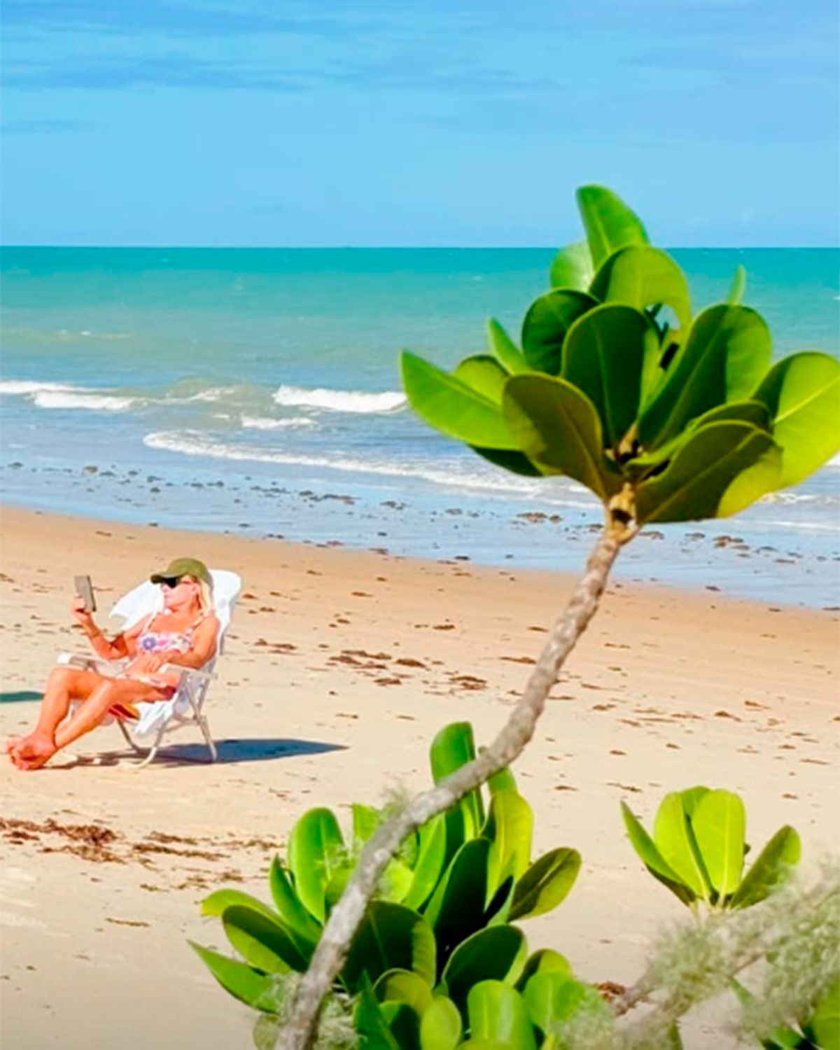 Ana Maria aproveita mais dias de descanso na praia com o namorado após ...