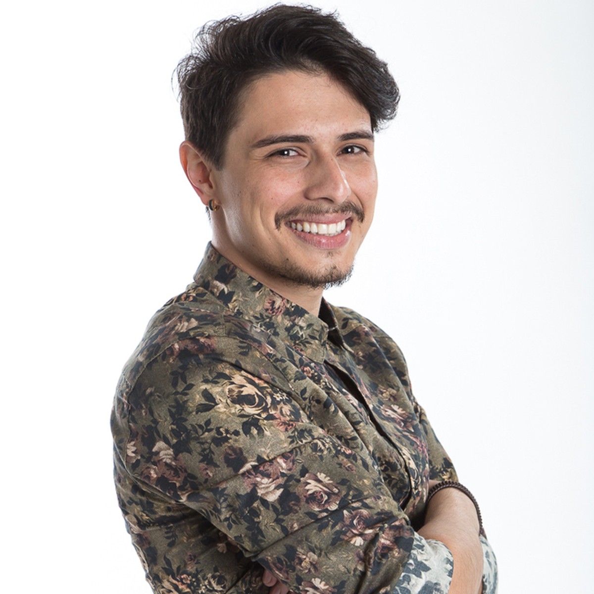 Dan Costa, do 'The Voice Brasil', se define como artista: 'Tenho a alma romântica' | Bastidores ...