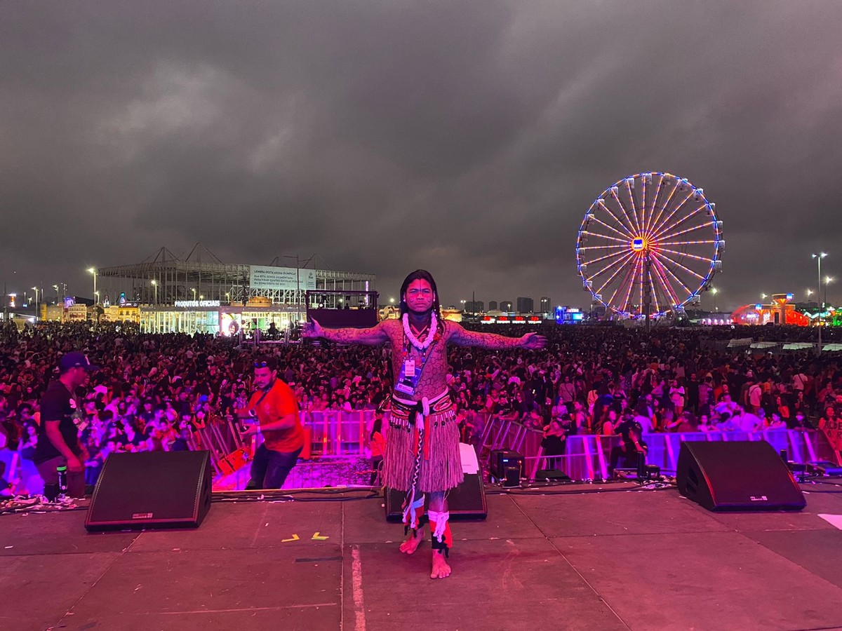 Janaron, do 'No Limite', estreia no Rock in Rio ao lado de 1º grupo de ...