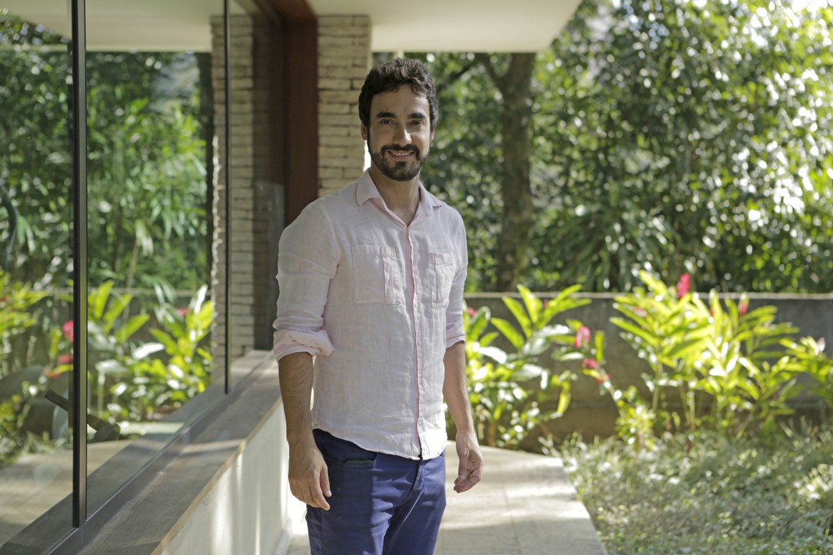 Gabriel Godoy define Tatá Werneck em uma palavra e responde a ...