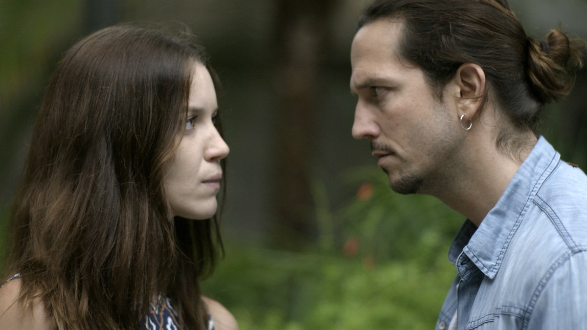 Júlia e Gui Santiago têm briga feia: 'Me deixa sozinha, me esquece' | Gshow