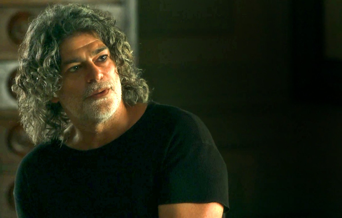 Murilo surpreende Valentina com noite selvagem | vem por aí | gshow