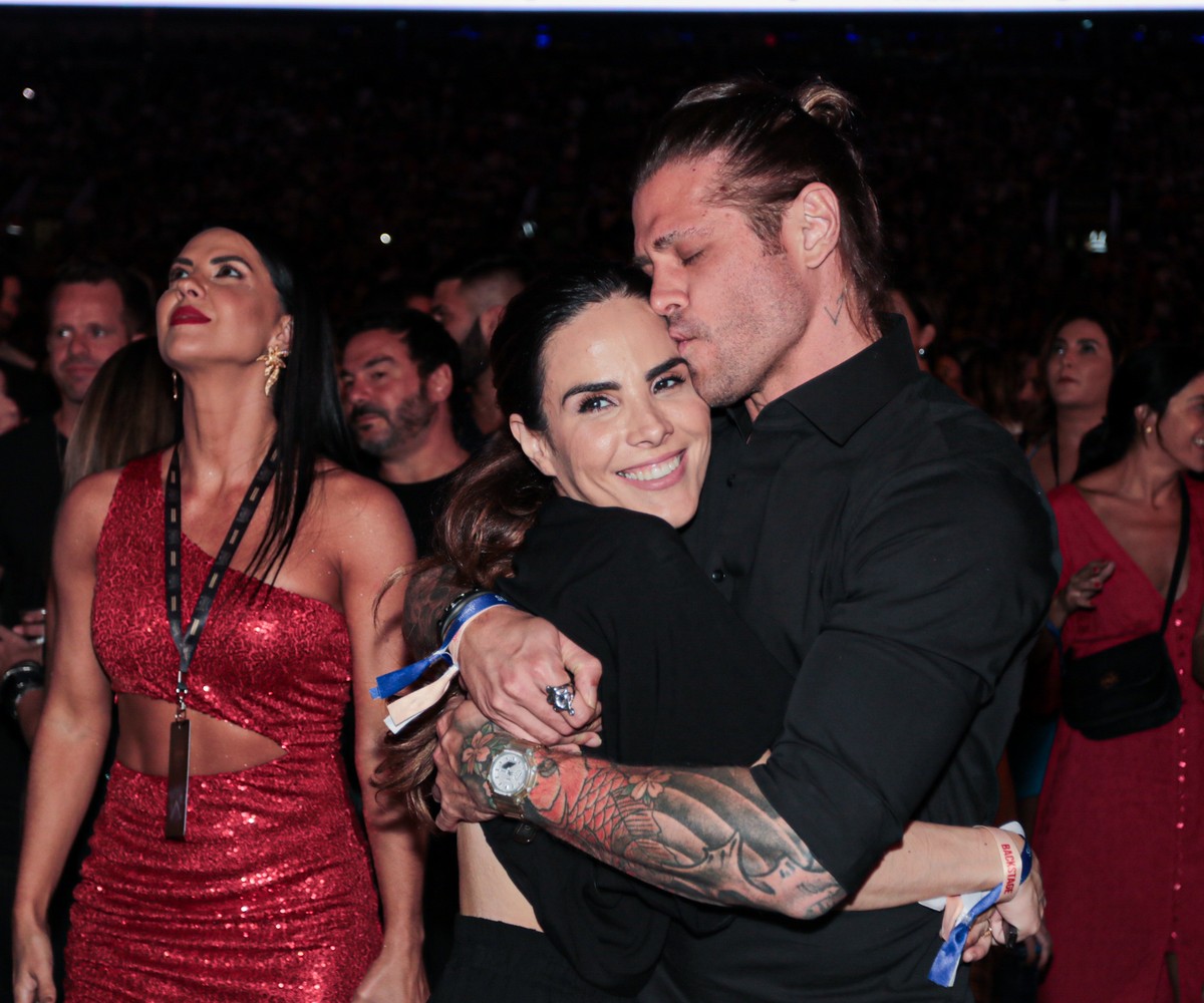 Wanessa Camargo curte show 'Amigos' grudadinha a Dado Dolabella e ao ...