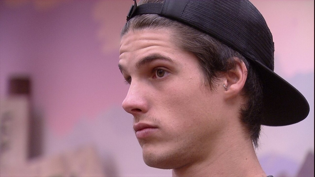 Gabriel e Larissa têm embate por Poder Curinga | dentro da casa | gshow