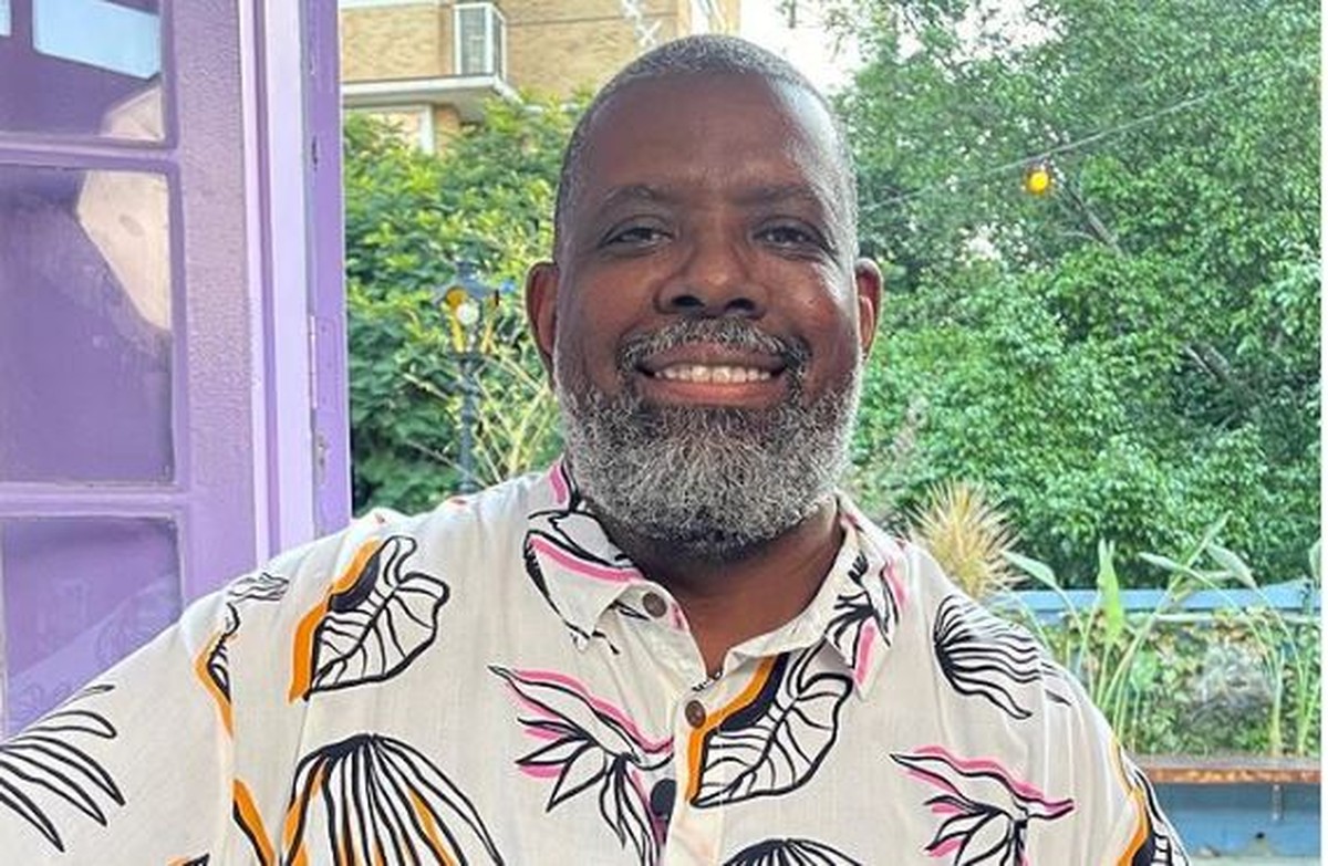 Péricles fala de homenagem à Alcione e diz o que pensa de memes feitos ...