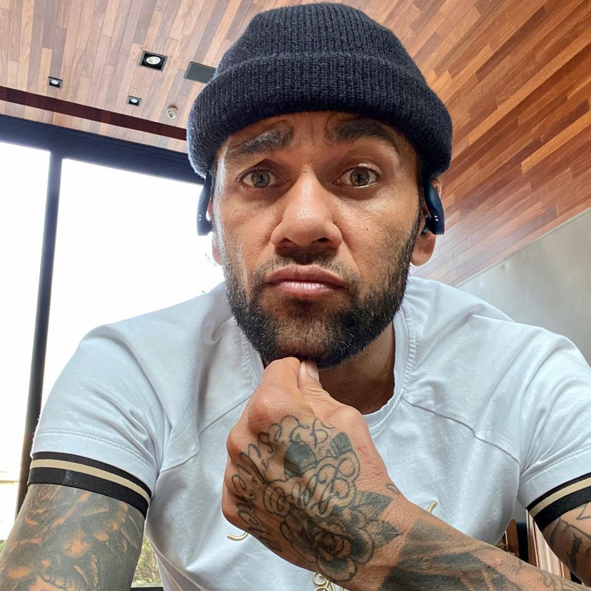 Daniel Alves vislumbra carreira na arte após aposentadoria no futebol ...