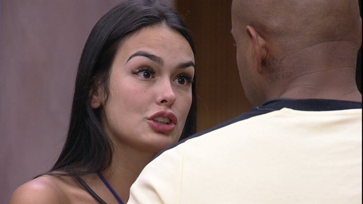 Larissa, do BBB 23, chama Cezar para conversar e pede desculpas ao brother | dentro da casa | gshow