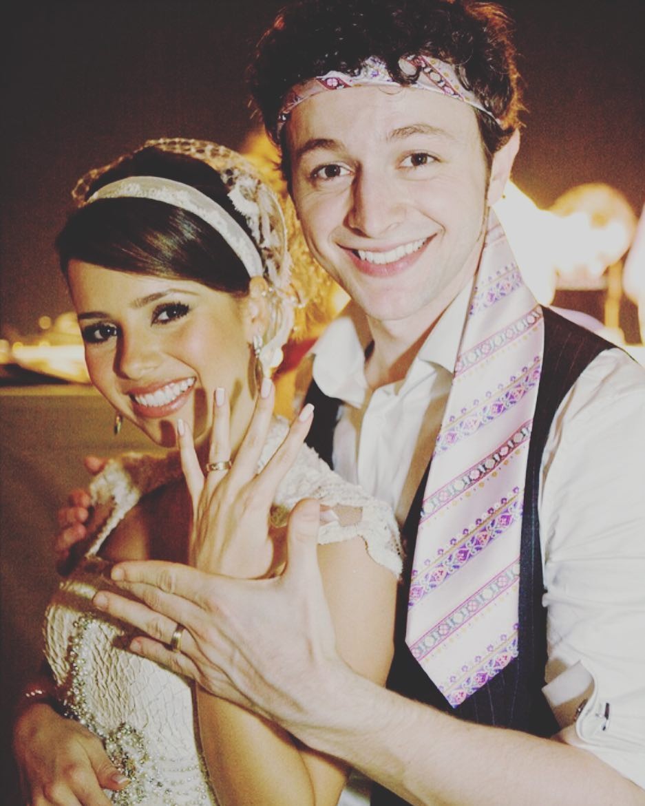 Lucas Lima virou meme no dia do casamento com Sandy por não parar de ...