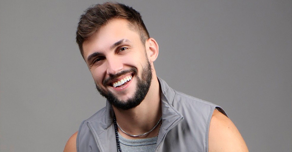 Arthur Picoli faz 27 anos e diz que continua solteiro: 'Sozinho mesmo ...
