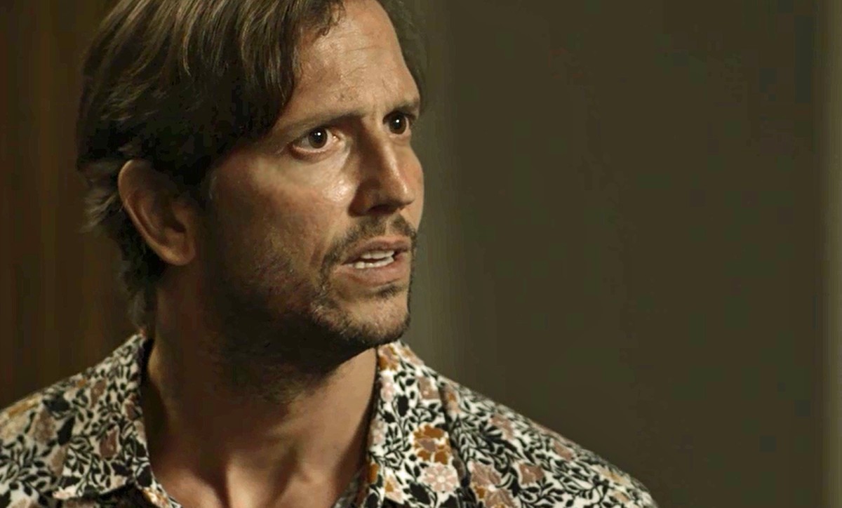 Reta Final: Remy fica chocado ao descobrir que é irmão de Laureta