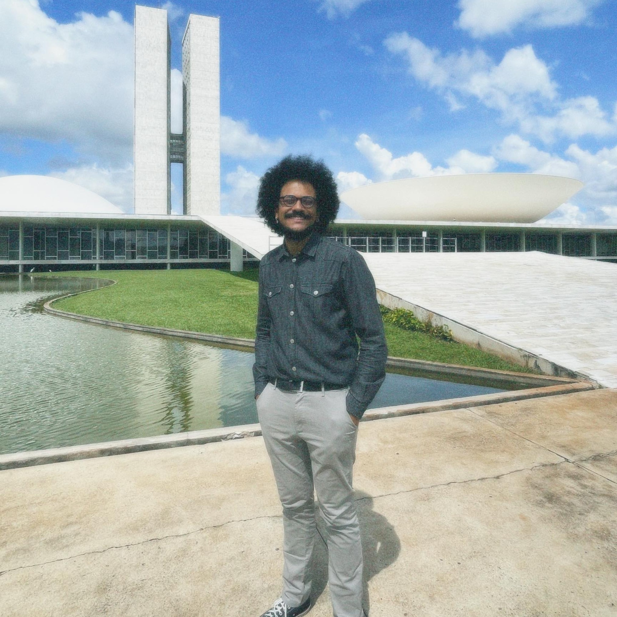 João Luiz Pedrosa faz discurso antirracista em evento no Congresso: 'Longa caminhada' | Gshow