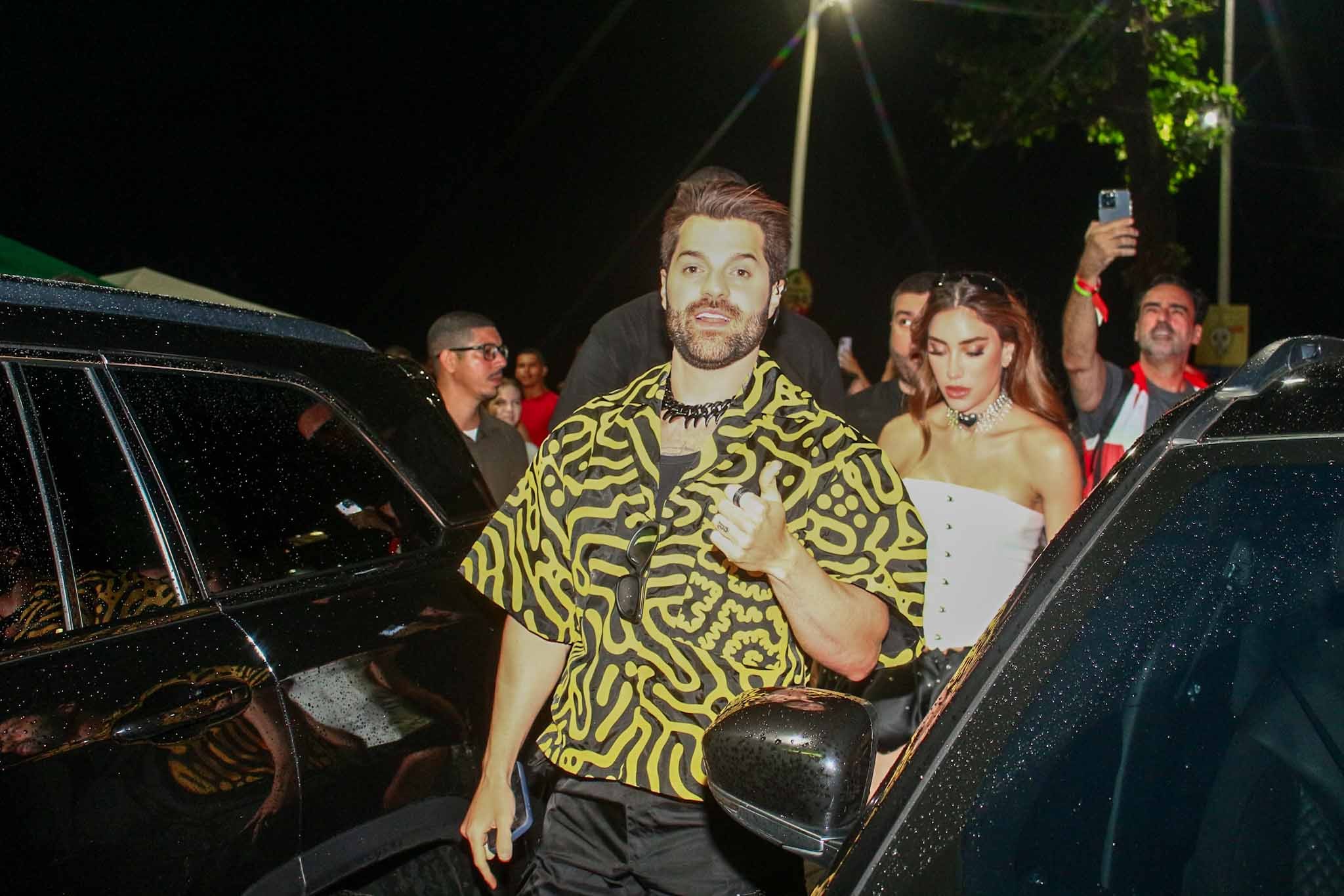 Alok incorpora o cosmofuturismo em look exclusivo para pipoca no ...