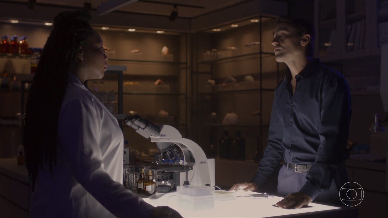 Clarice ganha aliada dentro da SG, em Cara e Coragem