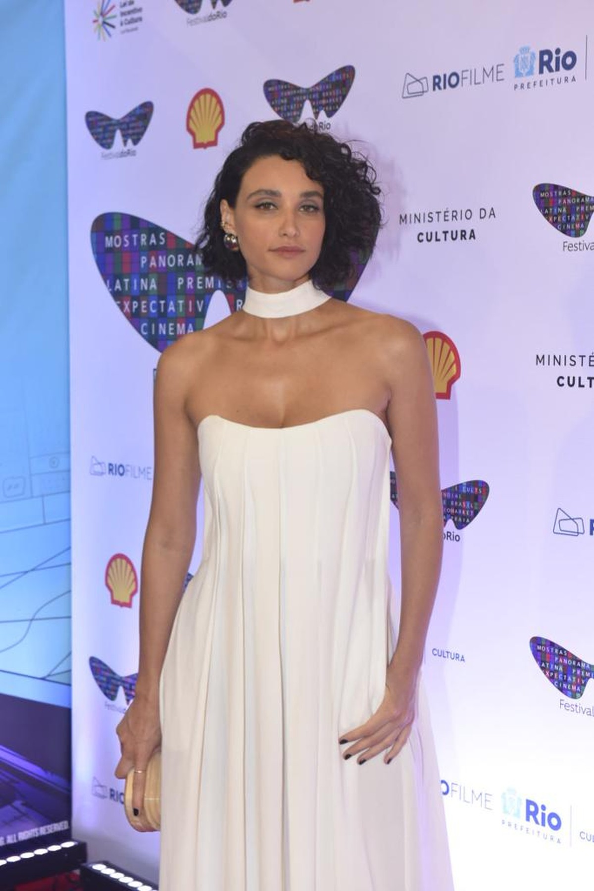 Débora Nascimento evita polêmica envolvendo 'Surubão de Noronha': 'Já ...