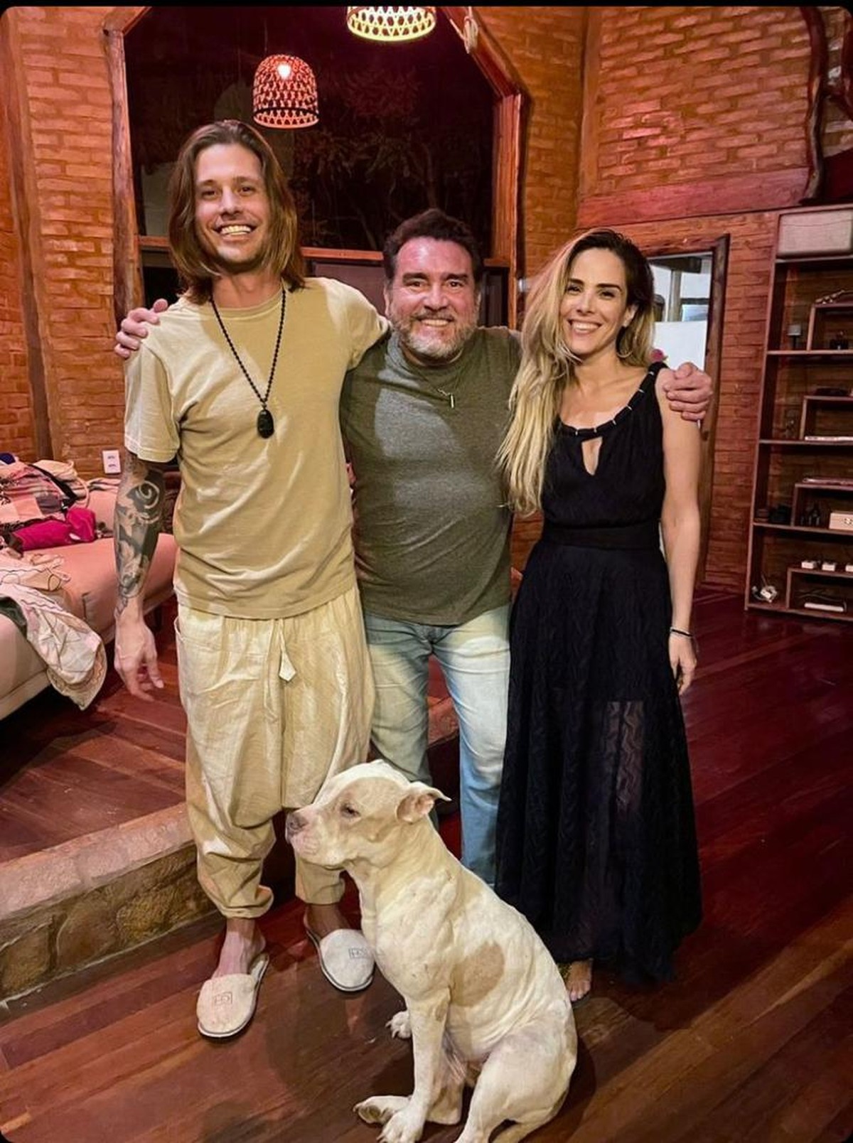 Dado Dolabella e Wanessa Camargo curtem aniversário de 42 anos do ator ...