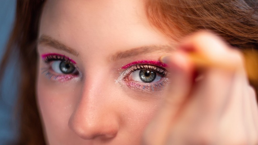 Giulia Gayoso | Artistas | GSHOW