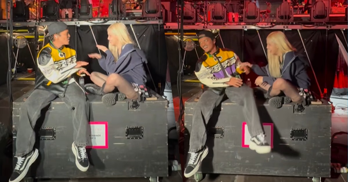 Bruno Mars surpreende público e canta com Rosé durante show | Gshow