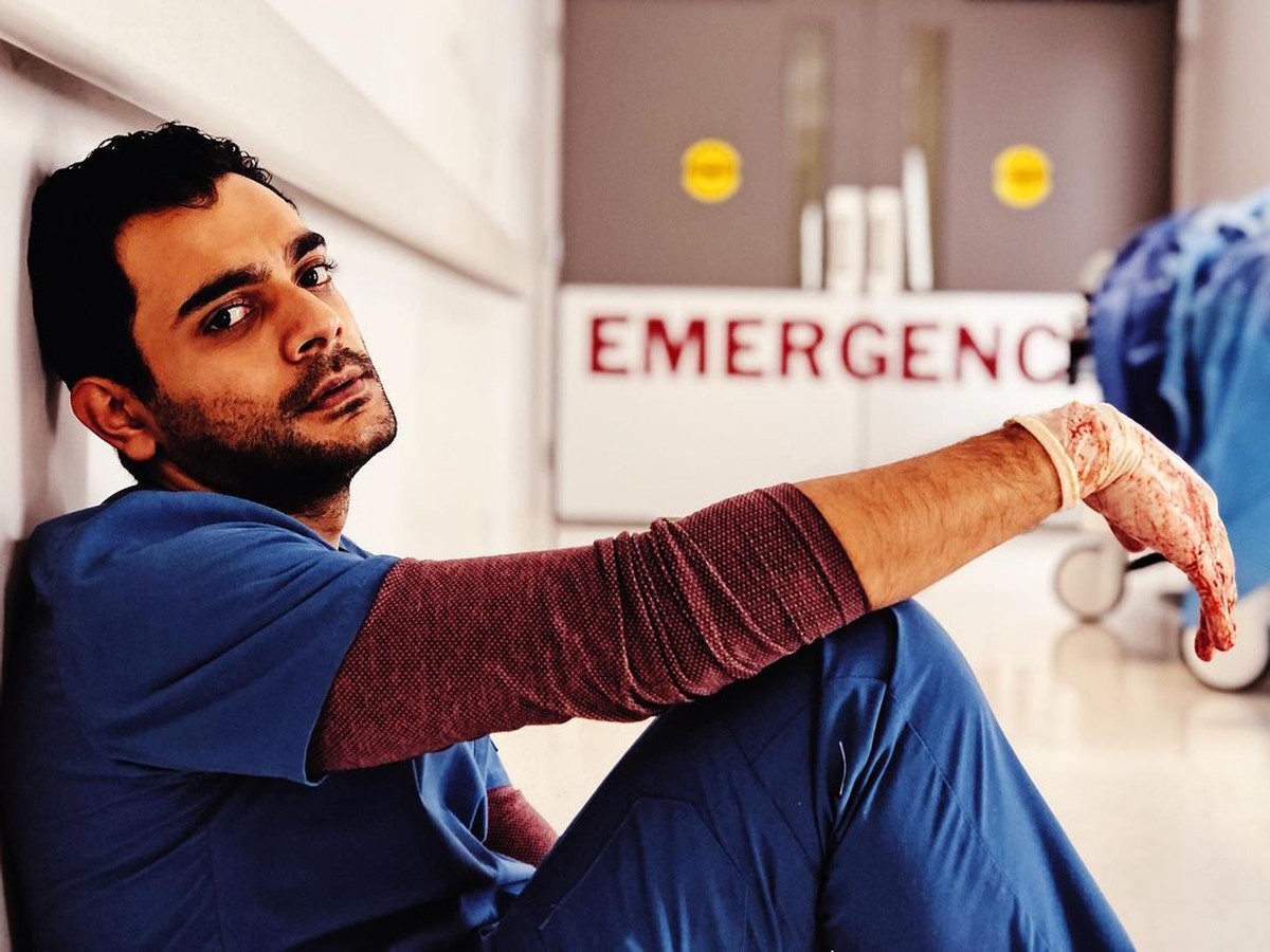 ‘Transplant’: conheça o ator Hamza Haq, protagonista de série exclusiva ...