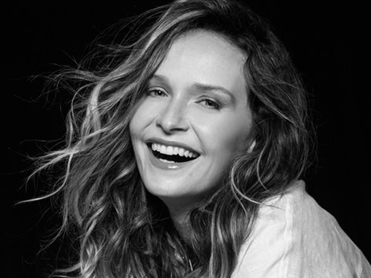 Fernanda Rodrigues completa 44 anos e recebe chuva de mensagens de ...