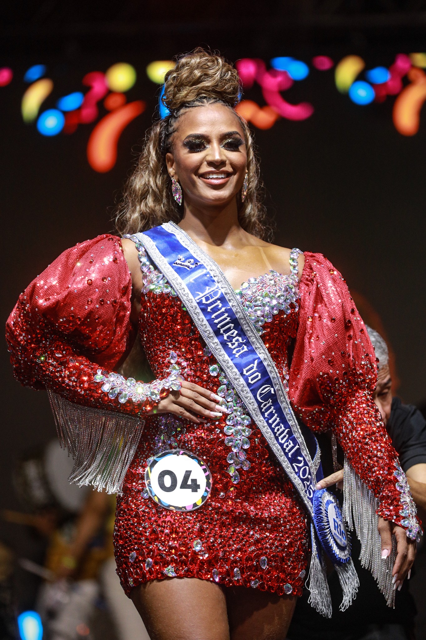 Carnaval do Rio elege Rei Momo e Corte Real, com musos LGBT+ e não ...