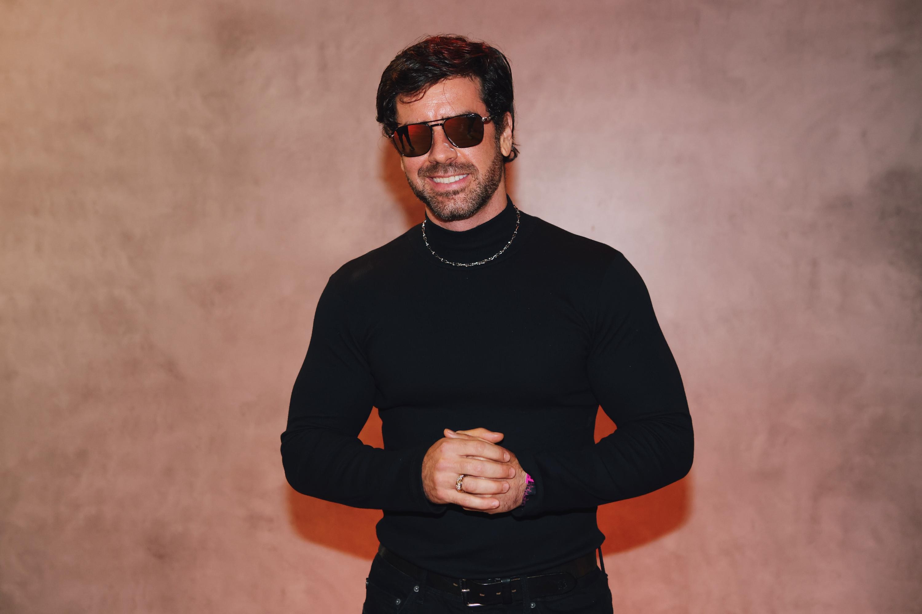 Discreto, Marcos Pitombo fala sobre namorado: 'Estamos juntos há pouco ...