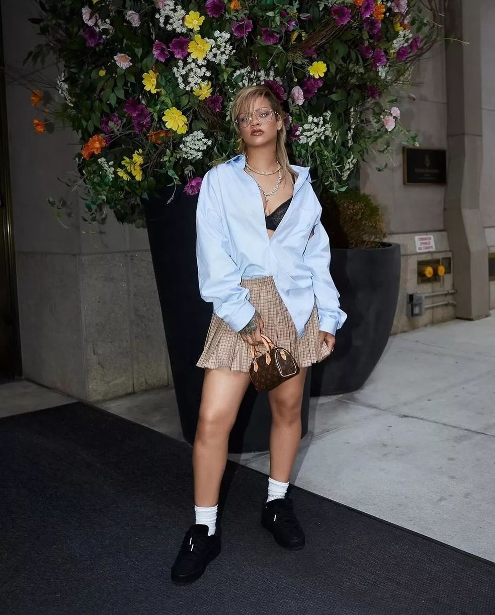 Penteados Na Altura Dos Ombros Da Rihanna 2024