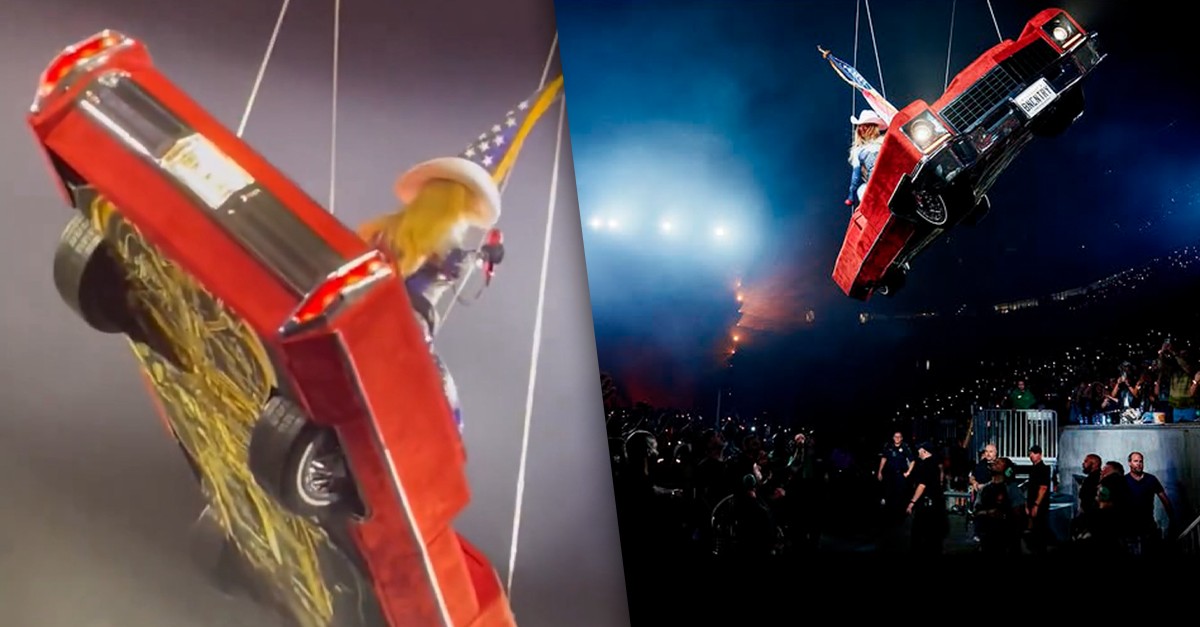 Os maiores tombos e tropeços de 2025: veja videocassetadas dos famosos ...