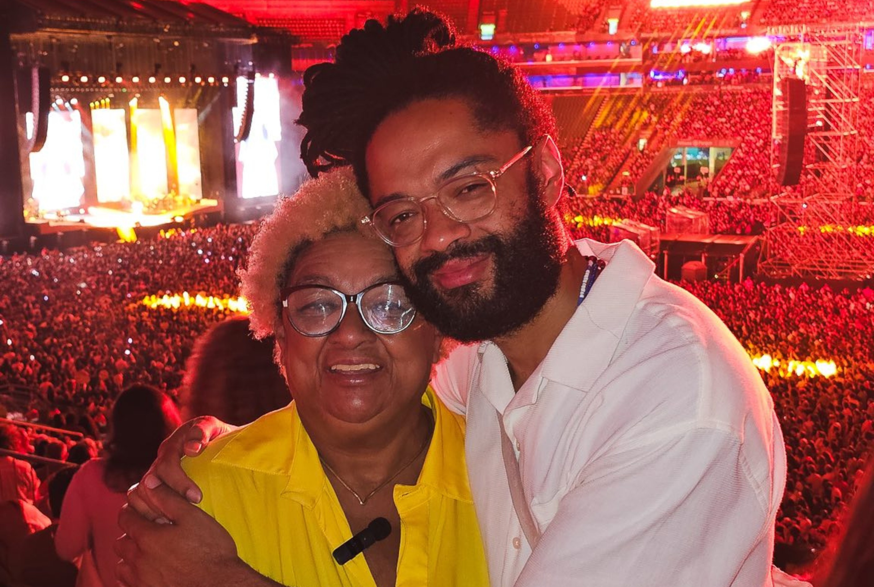 Evandro Fióti, irmão de Emicida, homenageia a mãe, morta nesta segunda ...