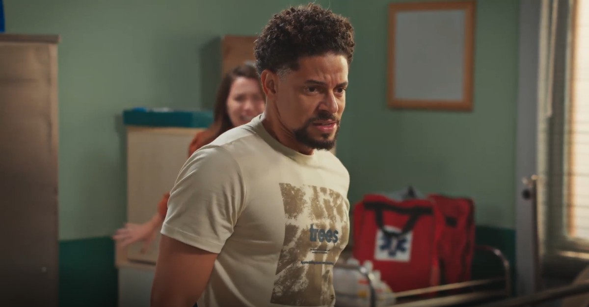 Família é Tudo: Netuno dá surra em Mathias e salva Vênus | Vem Por Aí ...