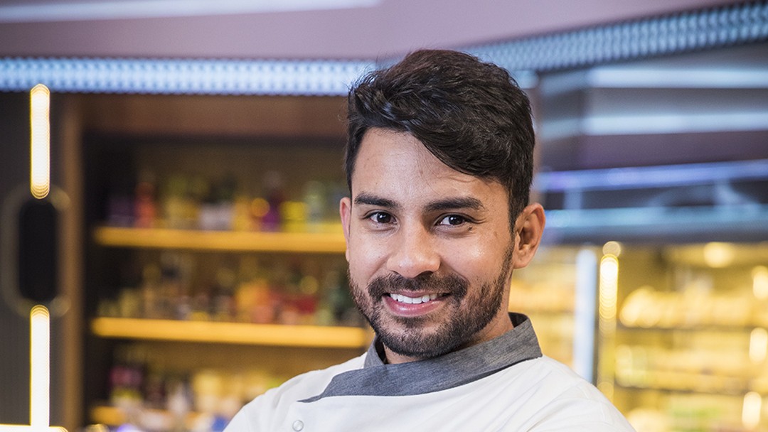 Roberto Neves | Artistas | GSHOW