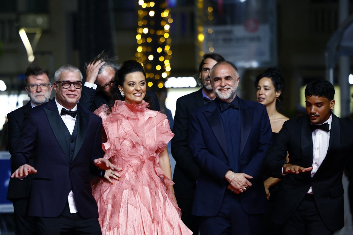 Filme brasileiro 'Motel Destino' é ovacionado no Festival de Cannes e ...