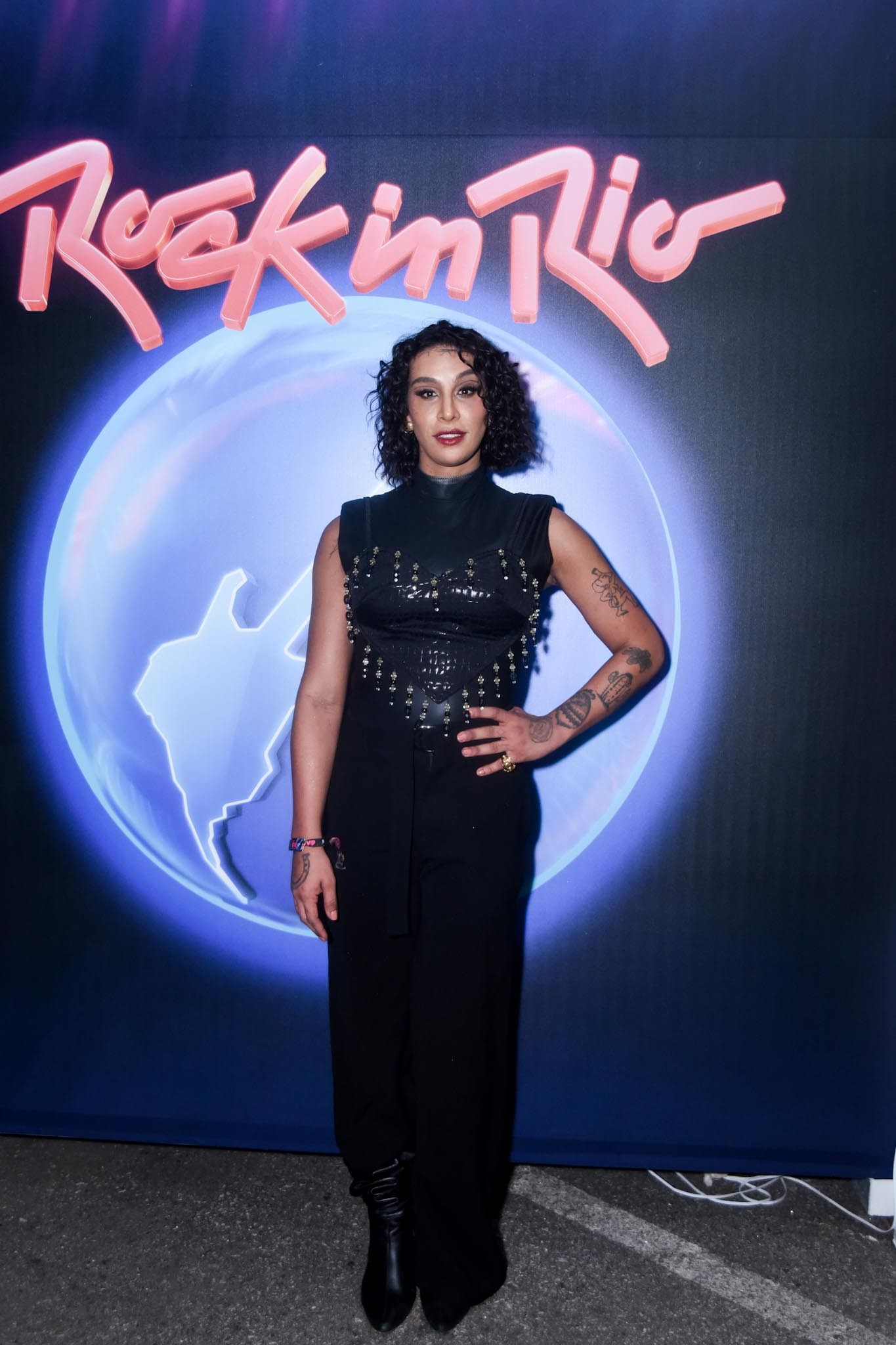 Linn da Quebrada exibe novo visual após cirurgia de feminização facial ...