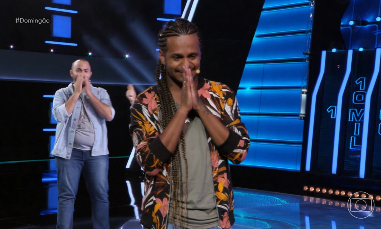 Viúvo do participante do The Wall agradece ajuda do público e conta como está sendo criar cinco ...