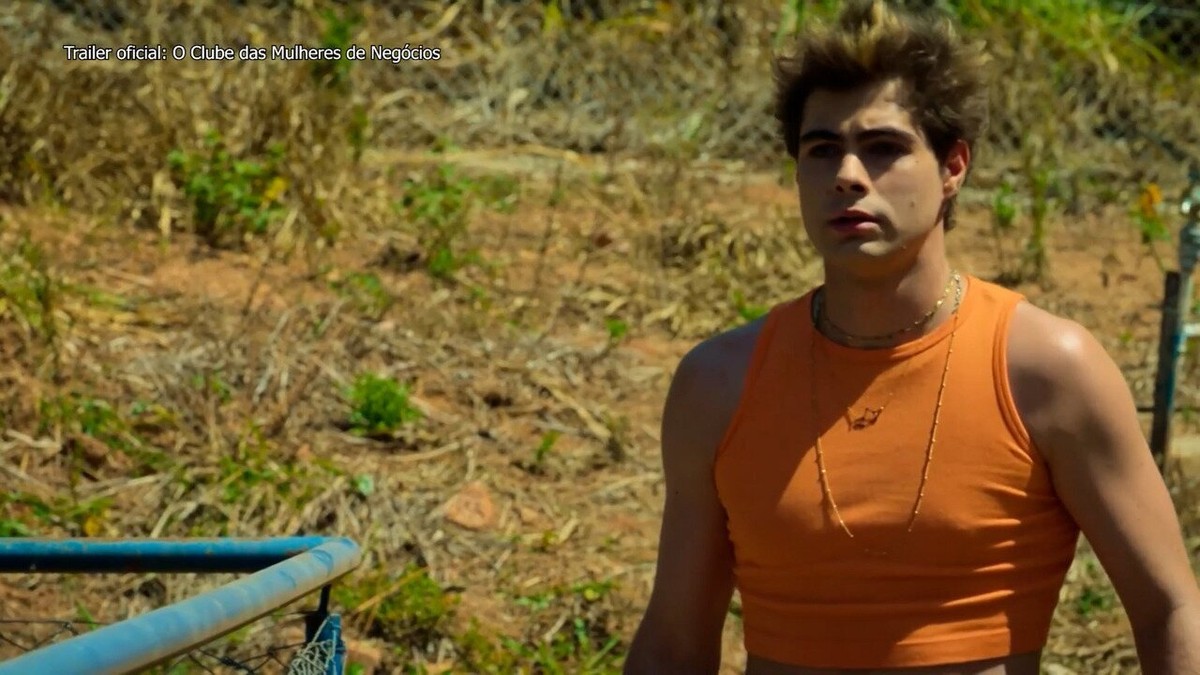 Rafael Viiti comenta figurino com cropped e unhas pintadas em novo ...