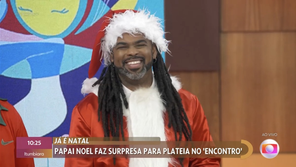 Manoel Soares se veste de Papai Noel no Encontro e cita ...