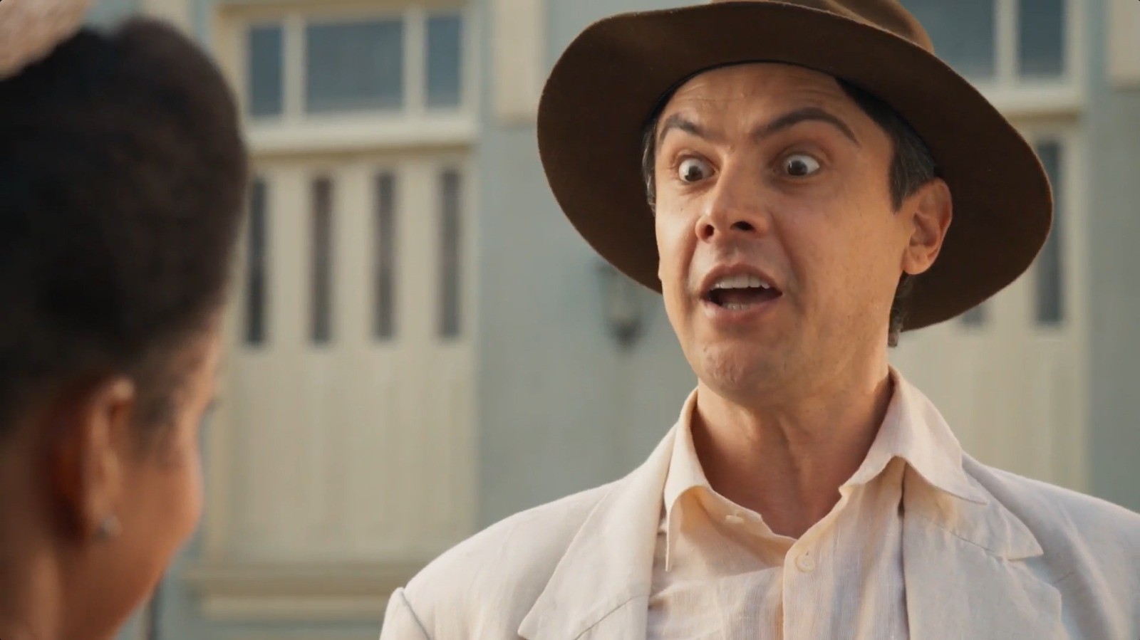 Dita e Candinho têm encontro arruinado por Zulma em Êta Mundo Melhor!; veja o resumo de hoje (9)