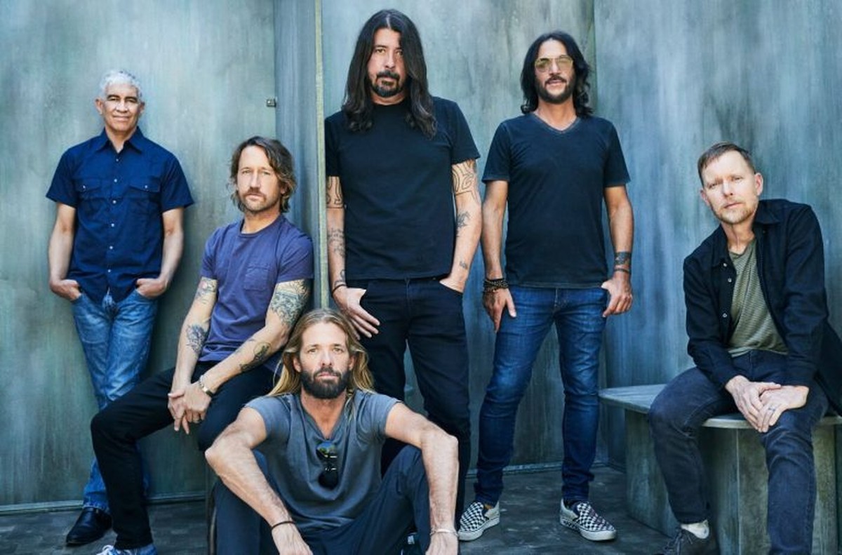 Foo Fighters anuncia primeiros shows após morte do baterista Taylor ...