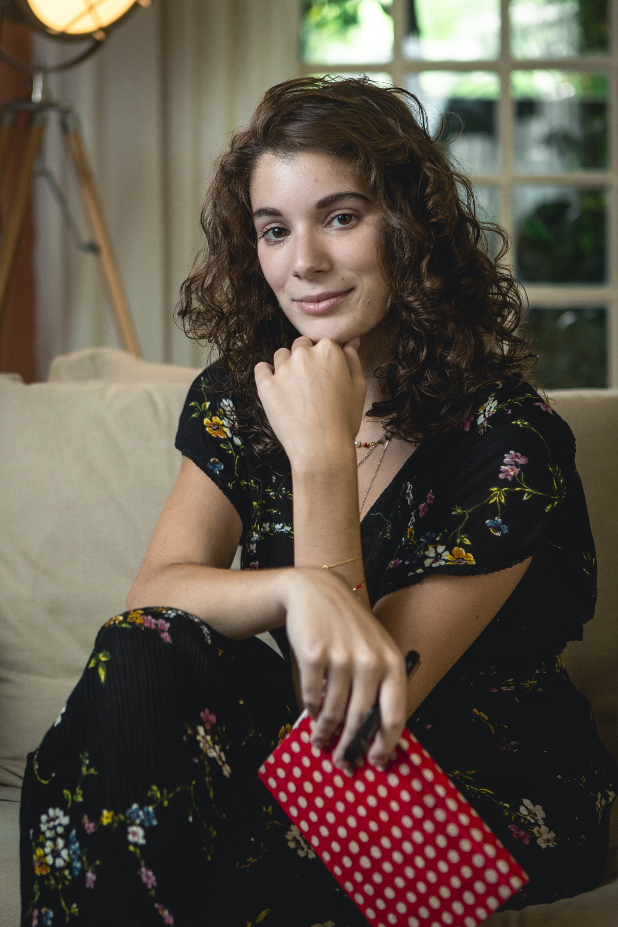 Giulia Bertolli segue exemplo de colega atriz e oferece aulas gratuitas ...