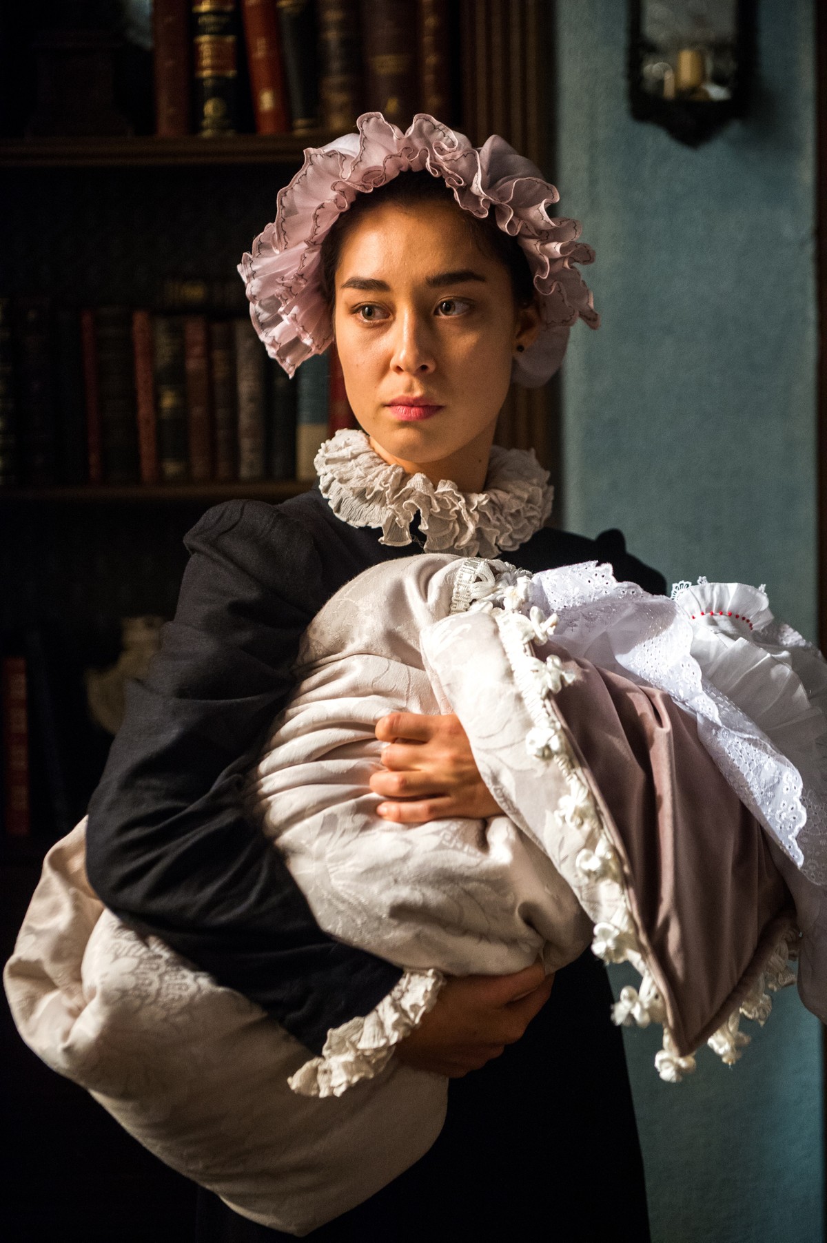 Autores de 'Novo Mundo' declaram mistérios por trás de Miss Liu