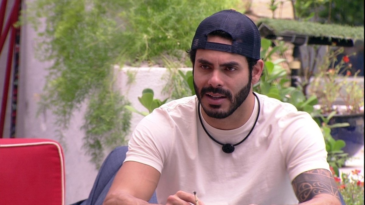 Na área externa do BBB21, Rodolffo fala sobre Anjo: 'Estou sossegado ...