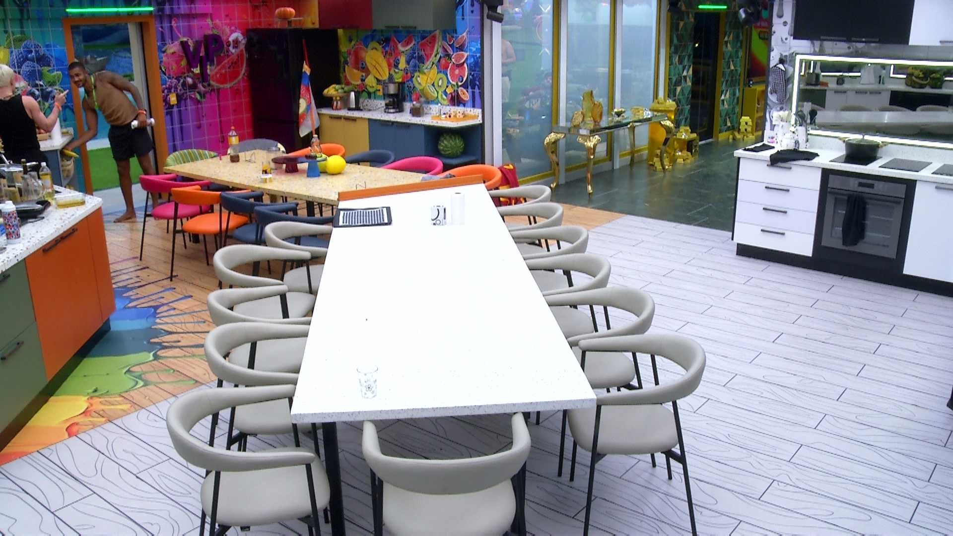 Juliano Floss conta para Matheus que brother estava falando mal dele ...