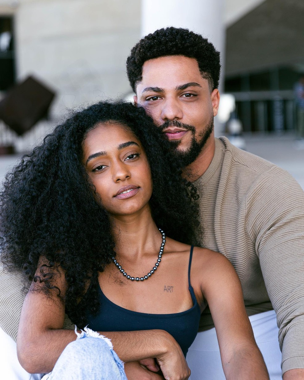 Quem era Ísis Freitas, atriz que morreu aos 22 anos e recebeu ...