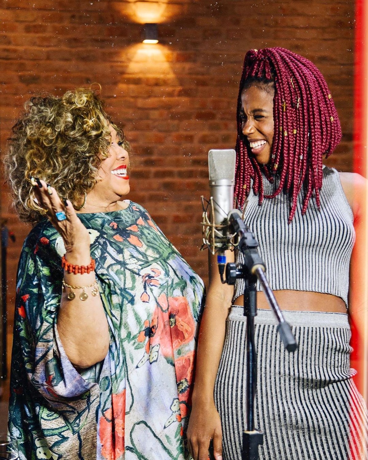 Malía decola na carreira com parceria com Alcione e abertura de show ...