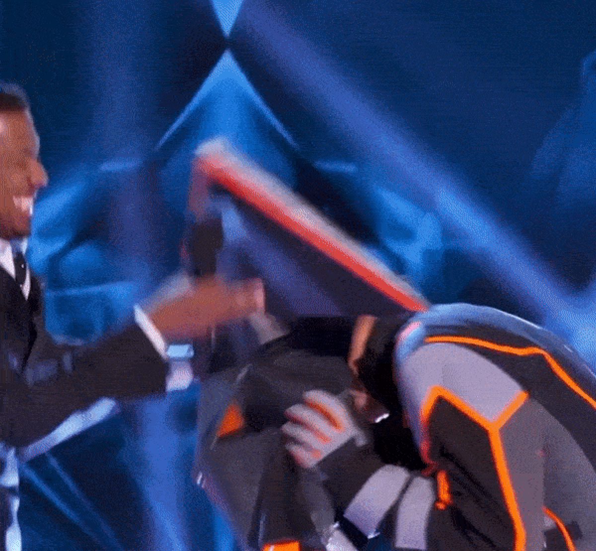 Lenda do skate, Tony Hawk já foi participante do 'The Masked Singer ...