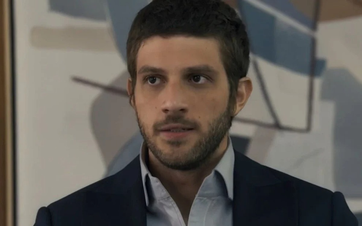 Travessia: fora da cadeia, Ari ameaça dar novo golpe em Guerra | vem ...