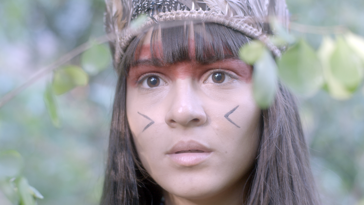 Jacira se aproxima de Ferdinando e causa pânico