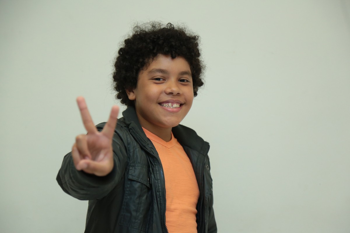 Arthur Lima é multi-instrumentista e conquista Carlinhos Brown com ...